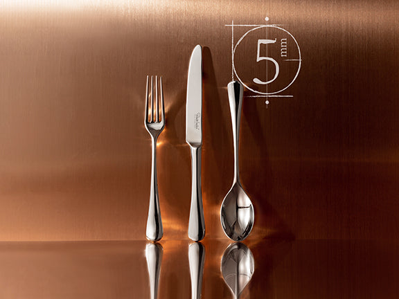 Professional food prep with space-saving Robert Welch Professional Oak ...